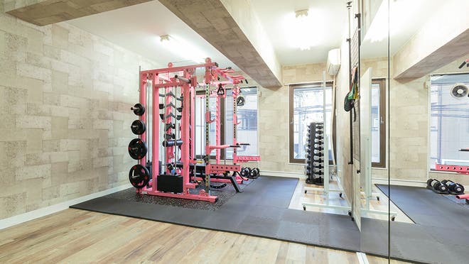 【谷町六丁目駅徒歩2分】谷町最安値当日予約可能の個室レンタルフィットネスジム!パーソナル、ピラティス可能!の写真3