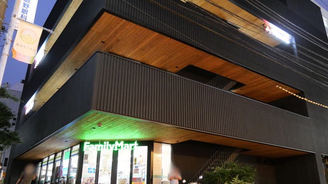 半個室(完全個室ではございません)|鎌倉市 大船駅 徒歩1分。アンティークなシェアラウンジ「FOYER ALMA」の写真4