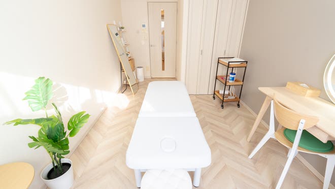 【川崎駅5分】完全個室のプライベートサロン✨ホワイトを基調とした良質空間🌿の写真4