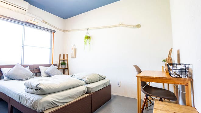 ■ホテル■WEHOME■ハリウッドツイン■プロジェクターで映画見放題■高速WIFI・共用キッチン付■の写真1