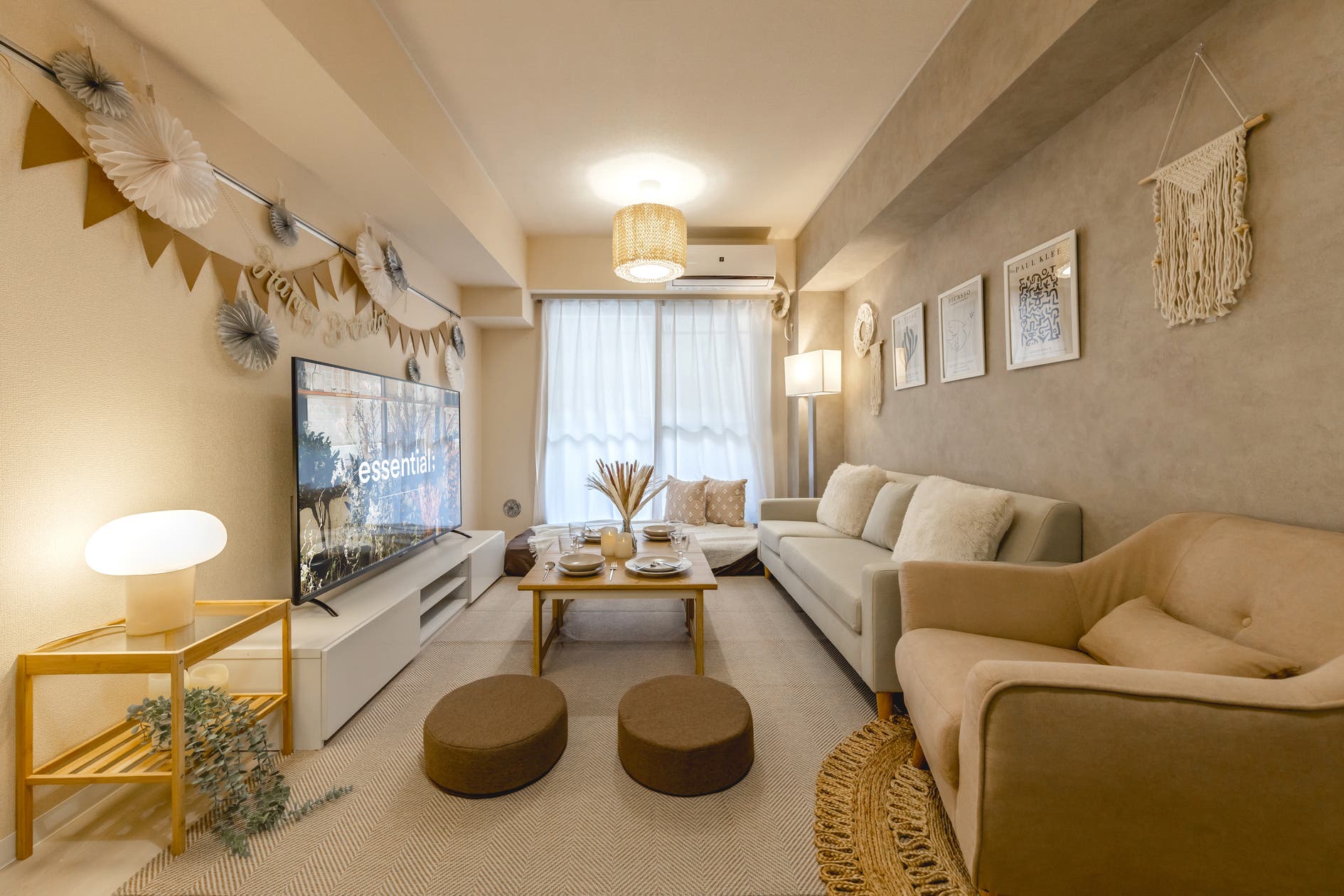 12月OPEN🏆ベストホスト🏆駅3分/65㌅大画面TV/Netflix等視聴可/大人気ゲーム機＆ボドゲ/推し会/女子会/ママ会の写真2