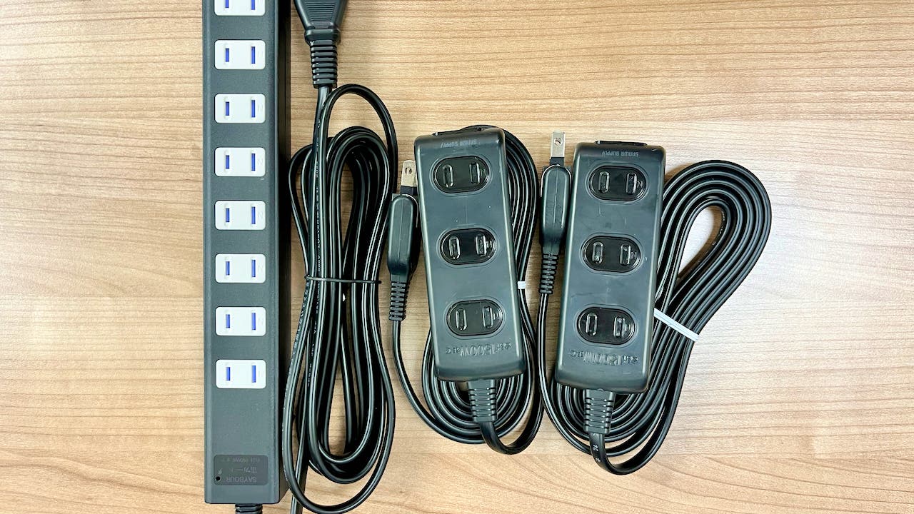 水道橋駅1分｜土足OK｜トイレはお部屋外｜43型モニター｜Wi-Fi｜12人着席｜ボドゲ｜着替え｜姿見の写真12