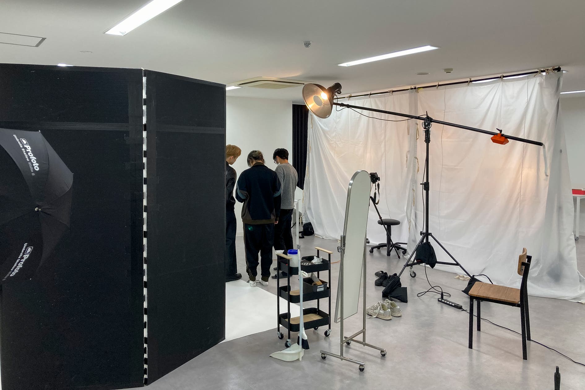 STUDIO－Ａ｜博多駅徒歩７分。白を基調としたプレーンな空間で、本格的な撮影機材を利用し幅広い撮影が可能です。の写真8