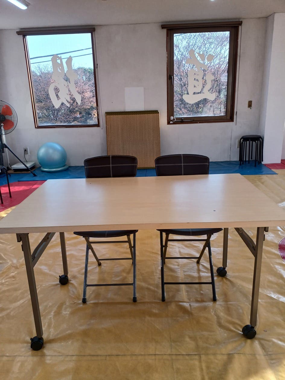 会議用テーブルの画像1