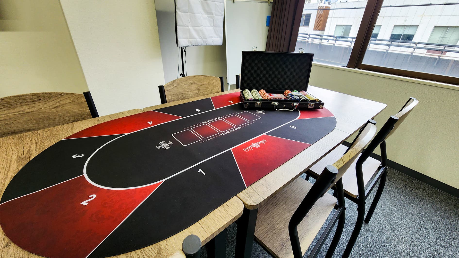 秋葉原駅近｜24時間営業｜Wi-Fiあり｜ポーカー台🃏｜会議・打ち合わせ・作業におすすめ💡_507の写真13