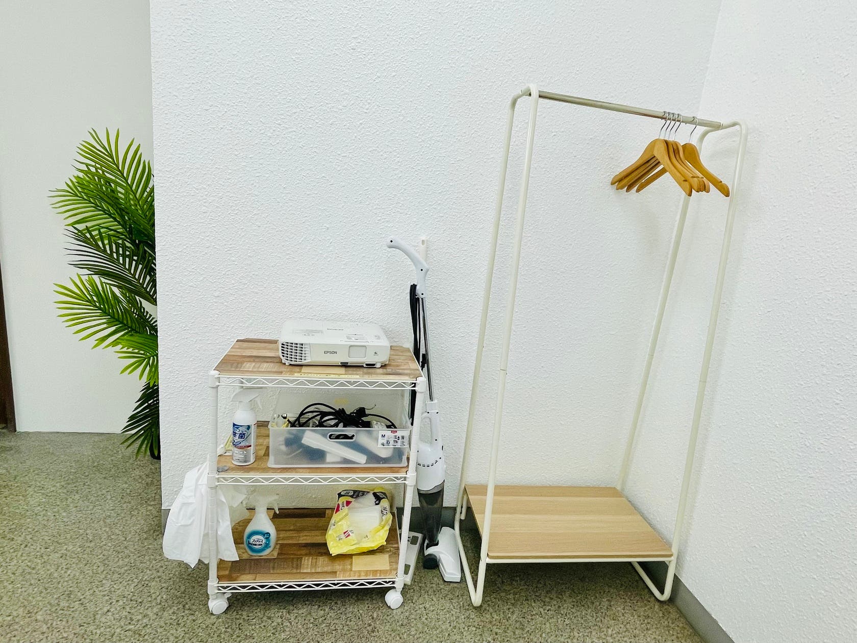 ＜レンタルスペース茨木市駅前＞駅直結施設内🏬Wi-Fi📶プロジェクター🎥会議/セミナー/商談/テレワークの写真5