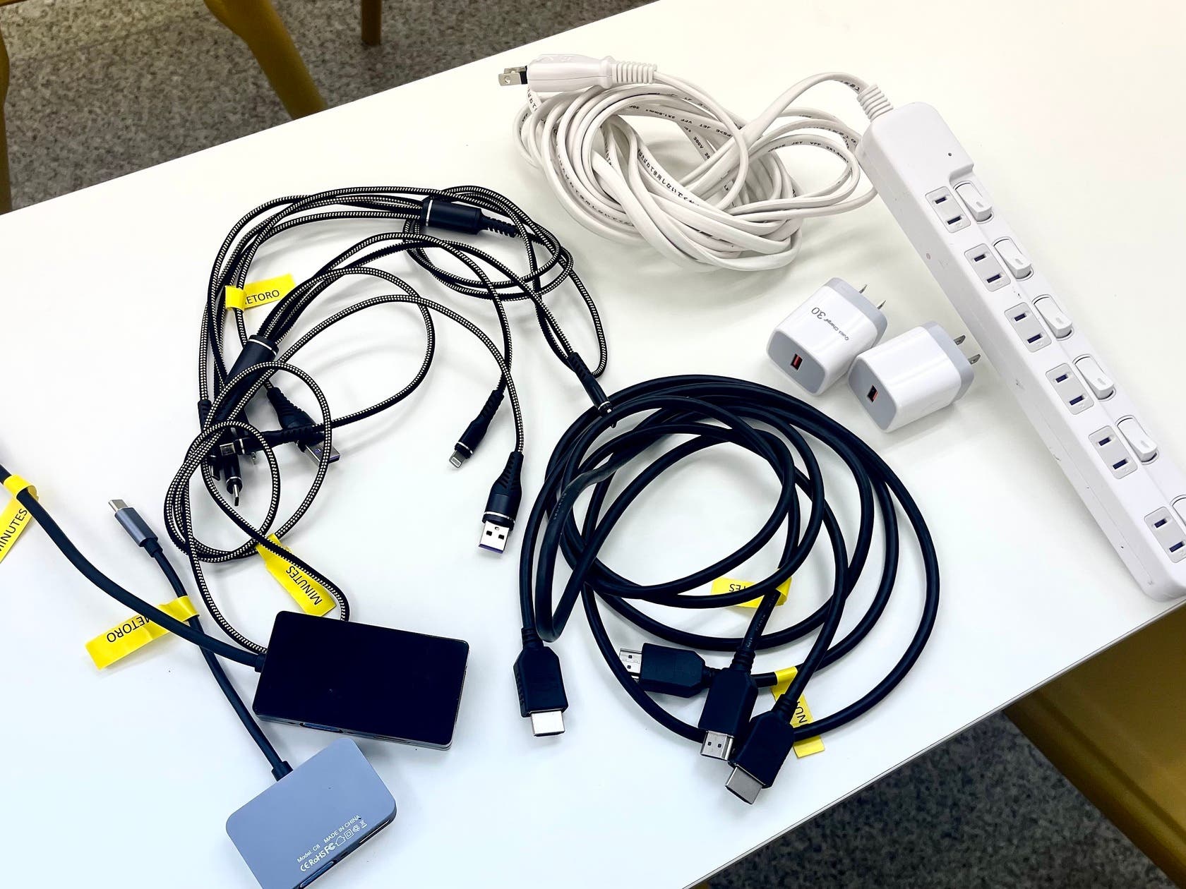 ＜レンタルスペース茨木市駅前＞駅直結施設内🏬Wi-Fi📶プロジェクター🎥会議/セミナー/商談/テレワークの写真6