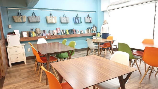 【御堂筋線江坂駅徒歩5分!20名利用可!】Wi-Fi無料 綺麗でおしゃれな室内 南向きの明るいスペースの写真3