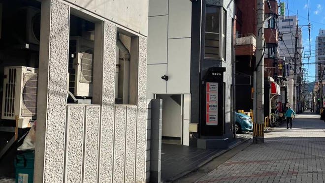 小倉駅から徒歩4分!12名着席可能でテレワークに最適な綺麗なレンタル会議室の写真17