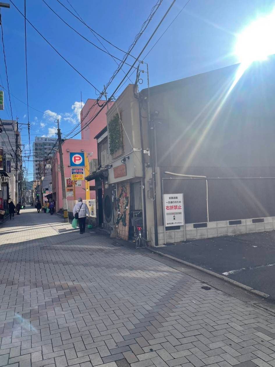 小倉駅から徒歩4分！12名着席可能でテレワークに最適な綺麗なレンタル会議室の写真18