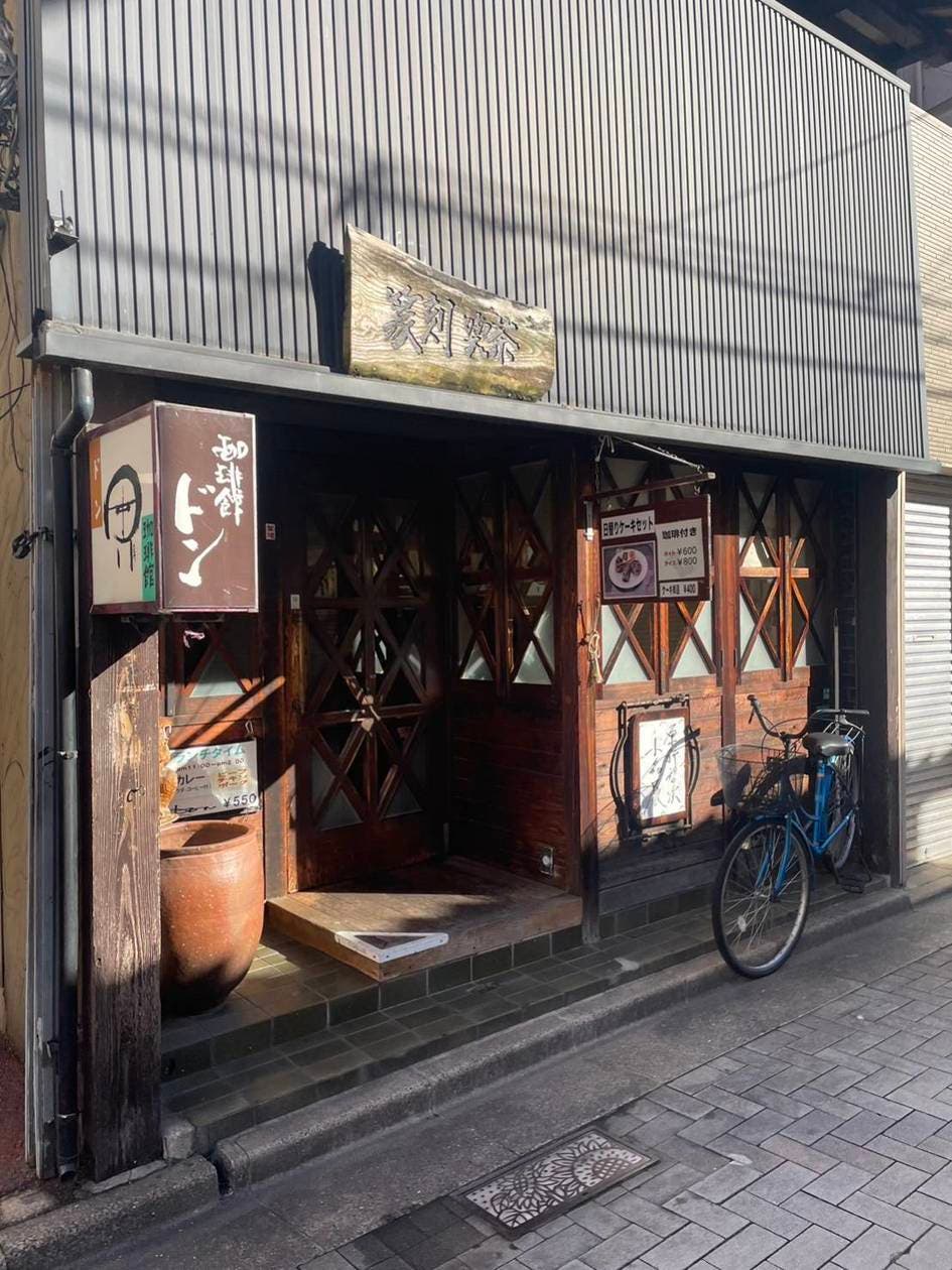 小倉駅から徒歩4分！12名着席可能でテレワークに最適な綺麗なレンタル会議室の写真21