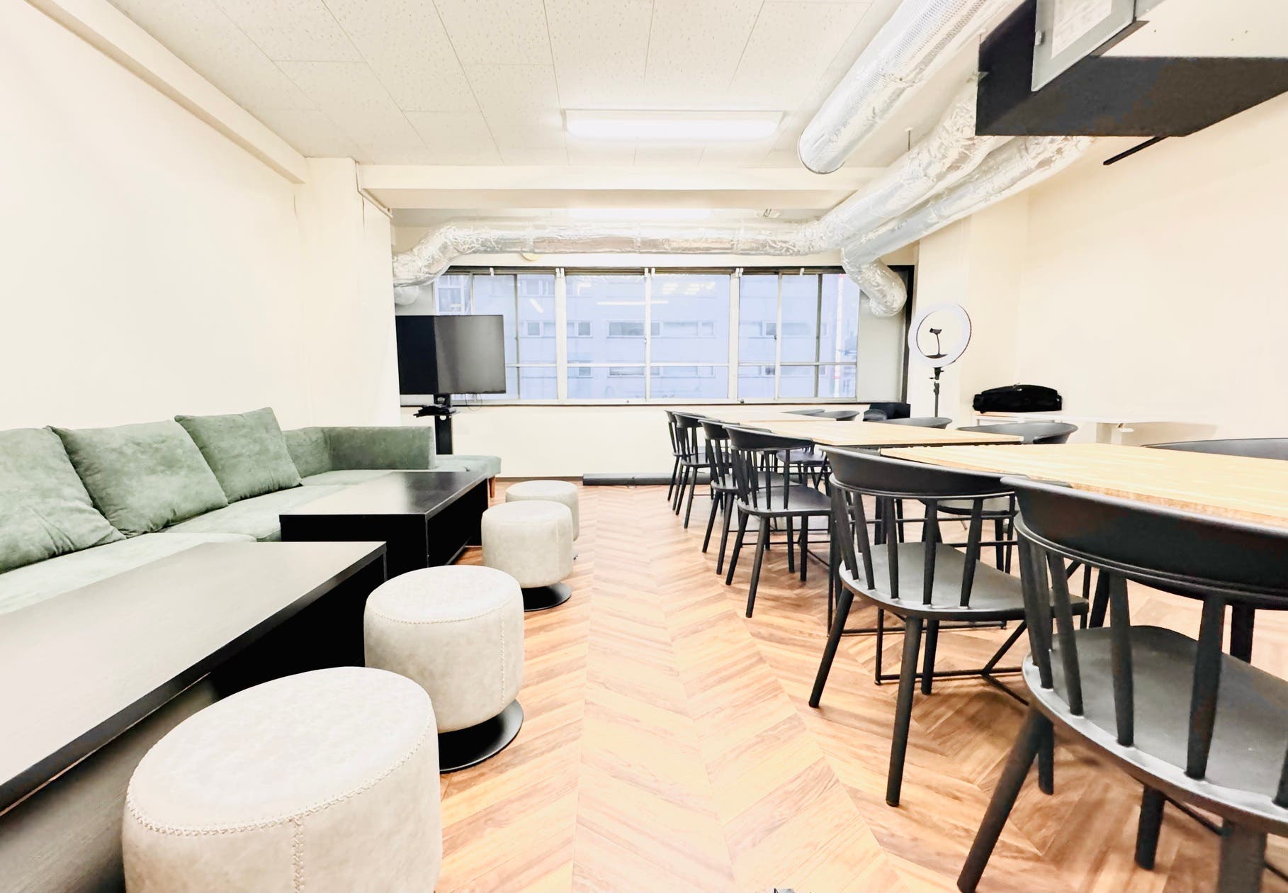 JR大阪駅6分❗️西梅田エリア✨エレベーター有🛗最大22人👩‍👩‍👧‍👧飲食自由！懇親会🍷ビジネス利用♪デリバリーの写真4