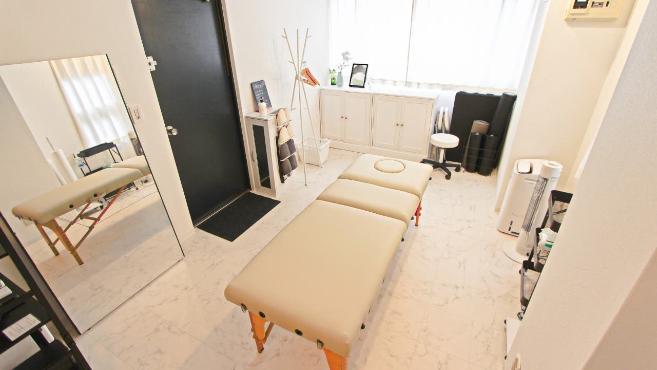【立川駅5分】完全個室レンタルサロン🌿シンプルでエレガントな上質空間✨無料備品も多数ご用意◎の写真1