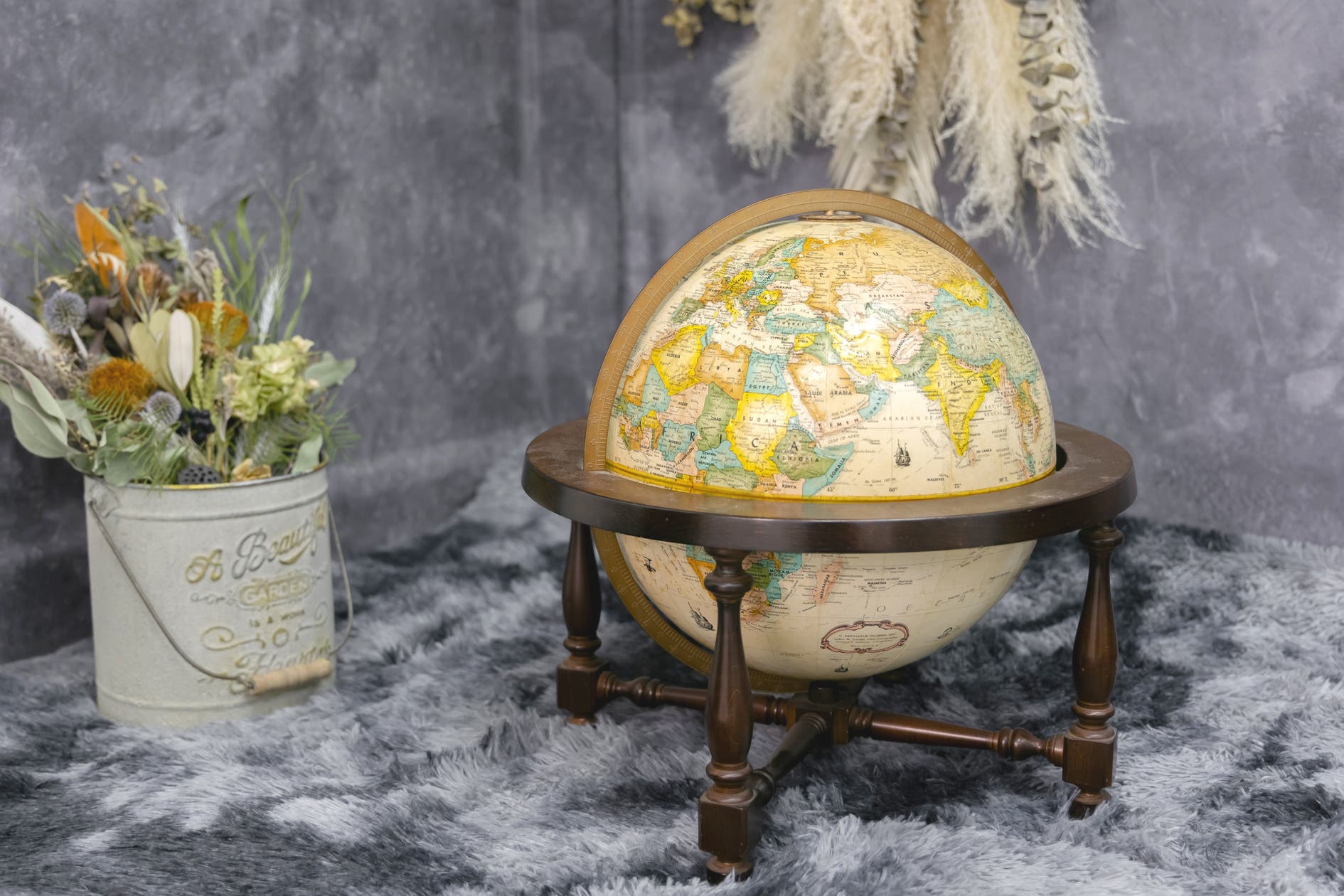 【花溢れる白の世界】大型ドライフラワー・かすみ草｜天蓋ベッド｜猫足バスタブ｜階段｜撮影機材無料の写真20