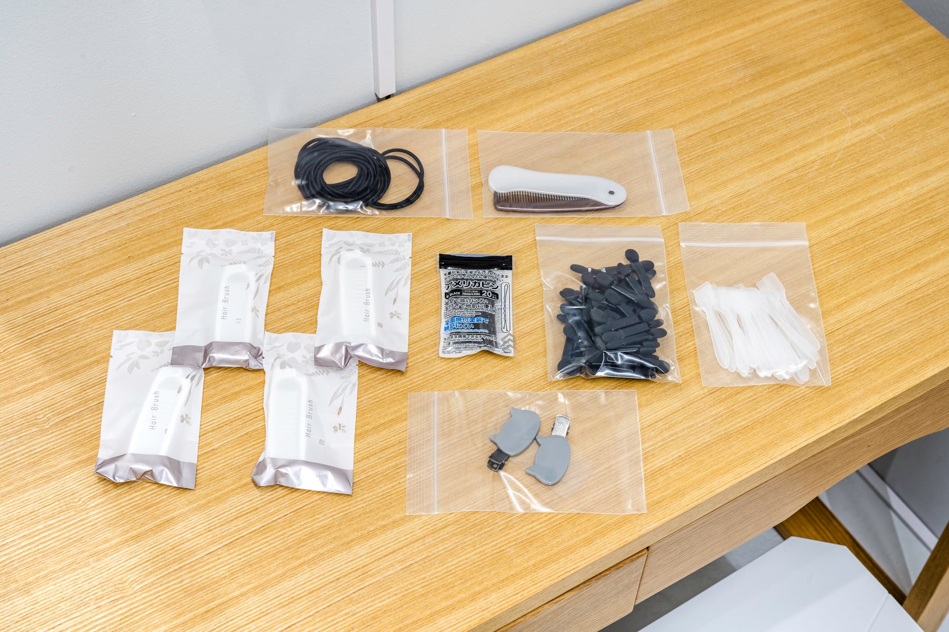 【💄お直しグッズ🌟】パフ／化粧用綿棒／クレンジング／アイシャドウチップ／ティッシュ／ウェットティッシュ／コットン／ヘアゴム／ダッカールの画像3