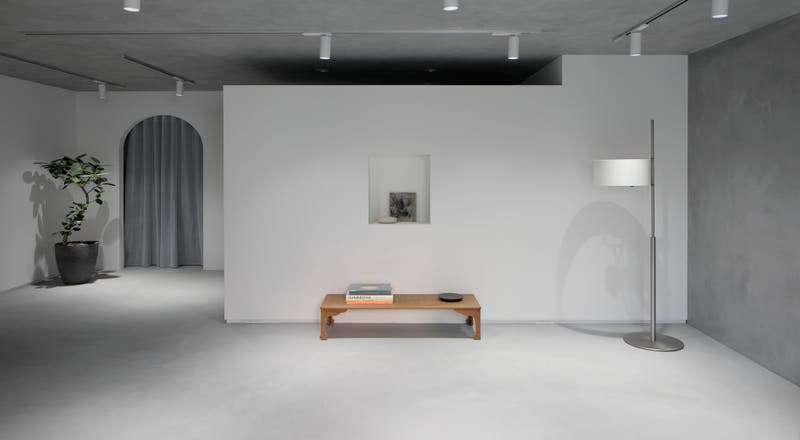 【原宿9分/北参道2分/】１階／白壁／コンクリ壁床／商品撮影／インタビュー取材場所／フォトスタジオ／インタビュー