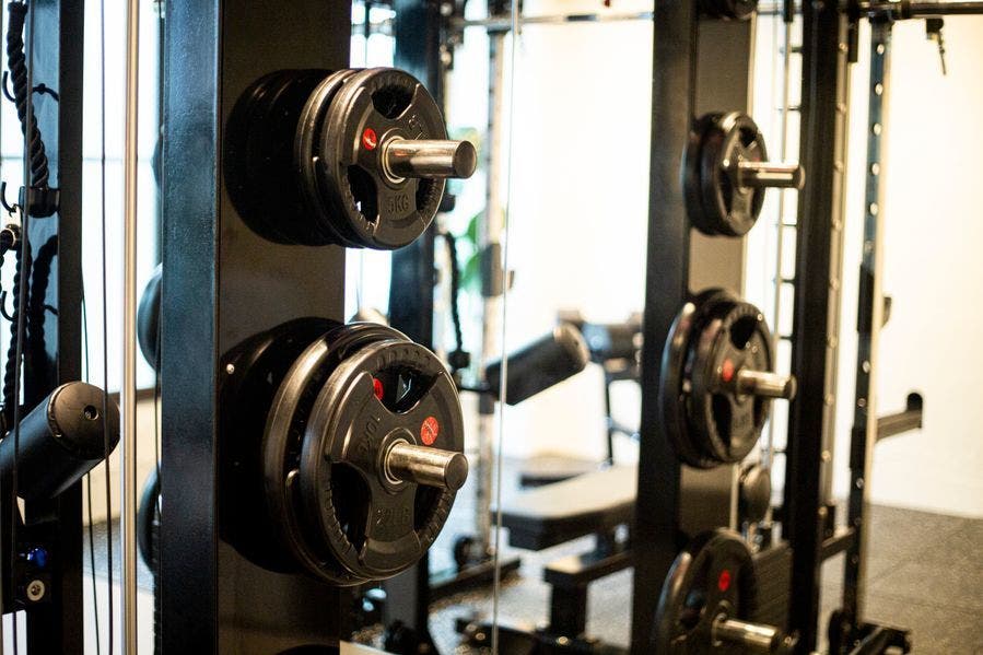 【国領駅】オールインワンマシン、シャワー室完備の完全個室プライベートジムの写真8