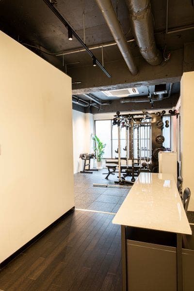 【国領駅】オールインワンマシン、シャワー室完備の完全個室プライベートジムの写真12