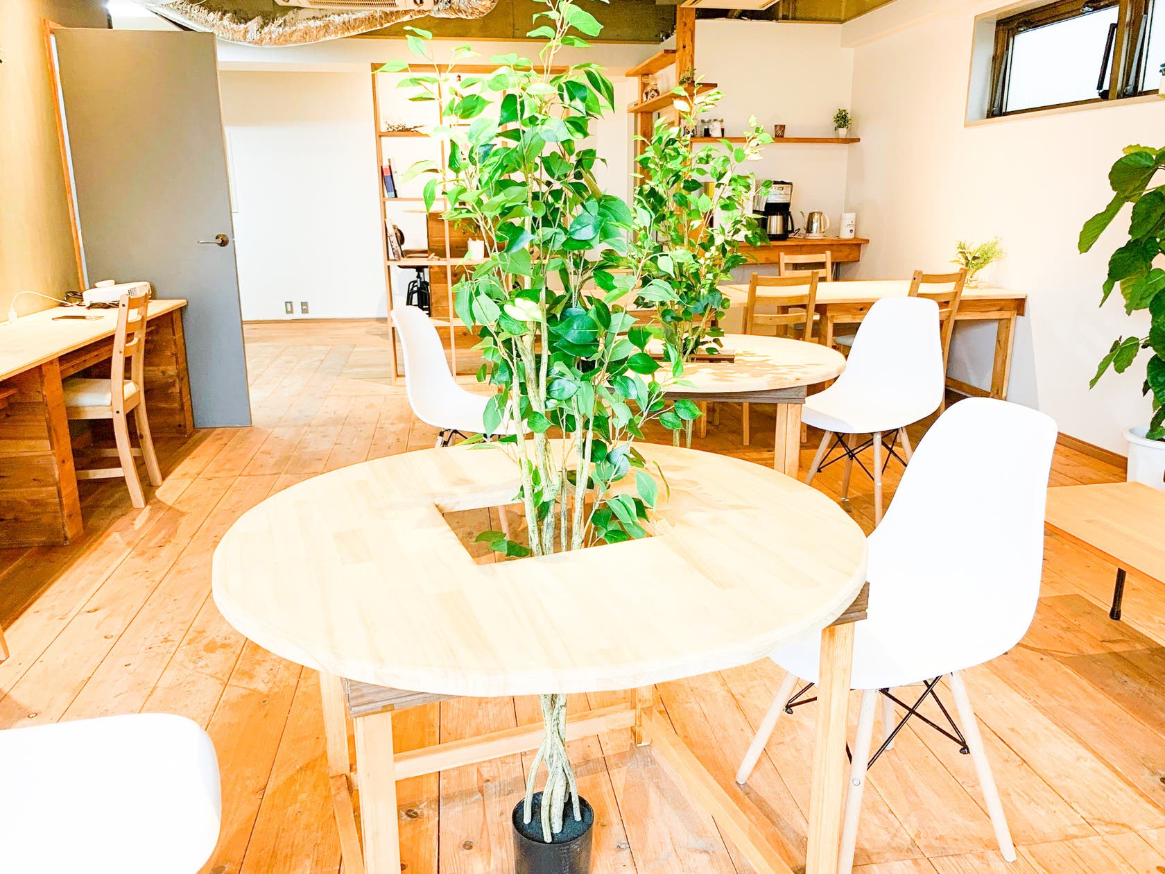 🎉中野駅7分🚶‍♀️最大30名🙆‍♀️ ✨100㌅超大型スクリーン/光回線の写真4