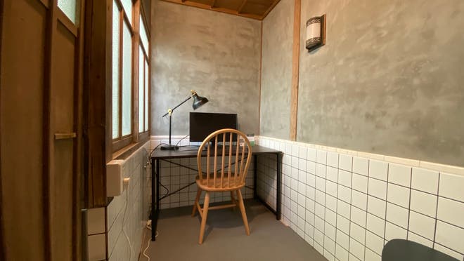 個室ブースH-1|テレワーク専用スペース|町屋ライブラリーぬいコワーキングスペースの写真2