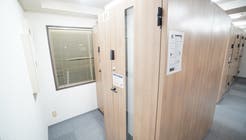<ビズボ神田南口No.1>【換気ファン付完全個室】神田駅徒歩2分🚃光回線Wi-Fi📶電源🔌テレワーク/作業の写真2