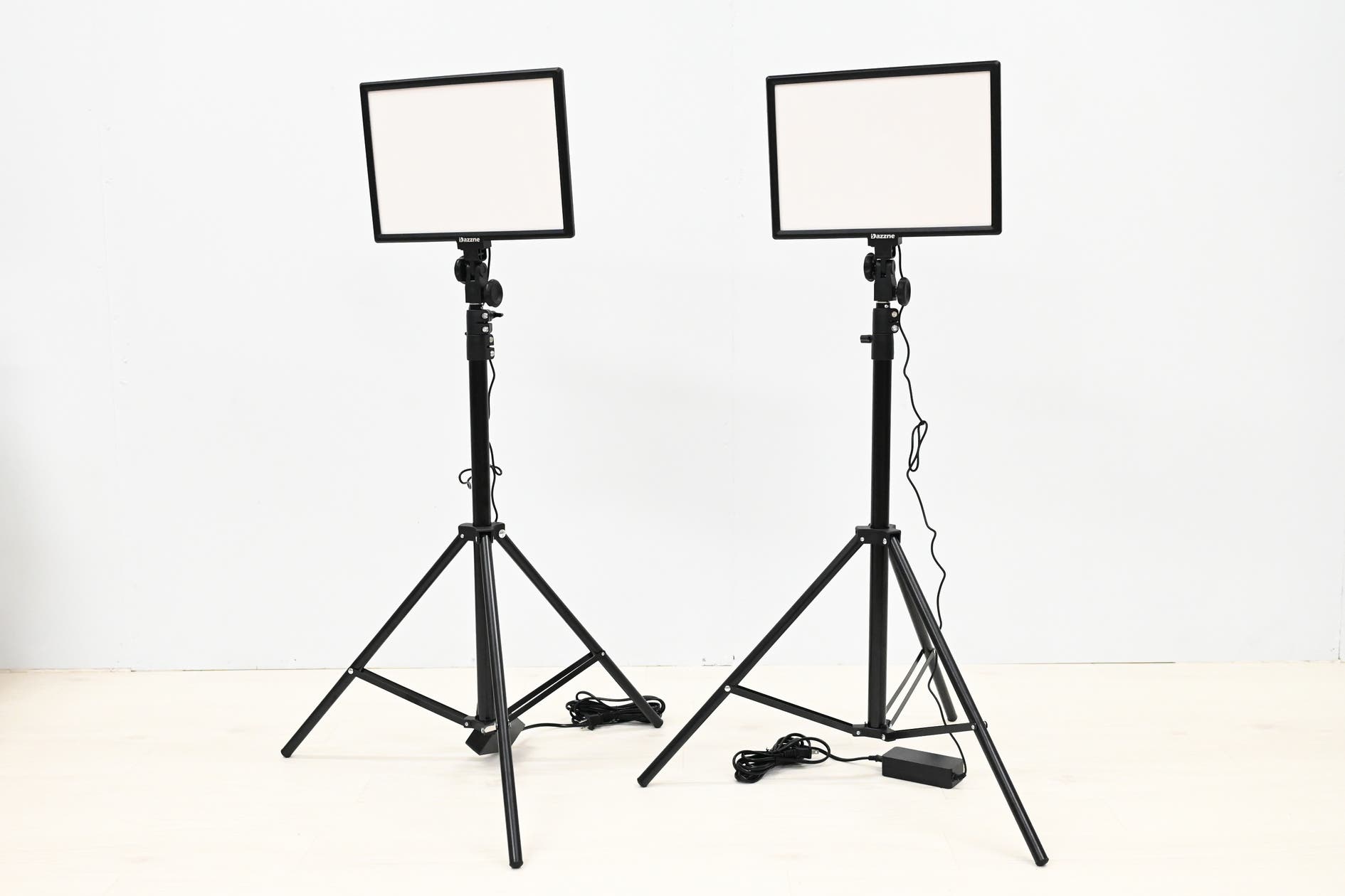 15.4インチLED撮影用ライト（3200K-8000K）の画像1