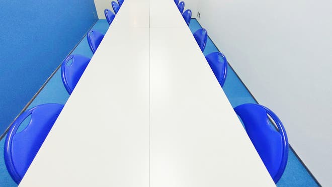 〈トーカン博多3〉新規OPEN!【博多駅5分/最大16名】会議/セミナー/コワーキング/高速Wi-Fi/モニター/ホワイトボードの写真3