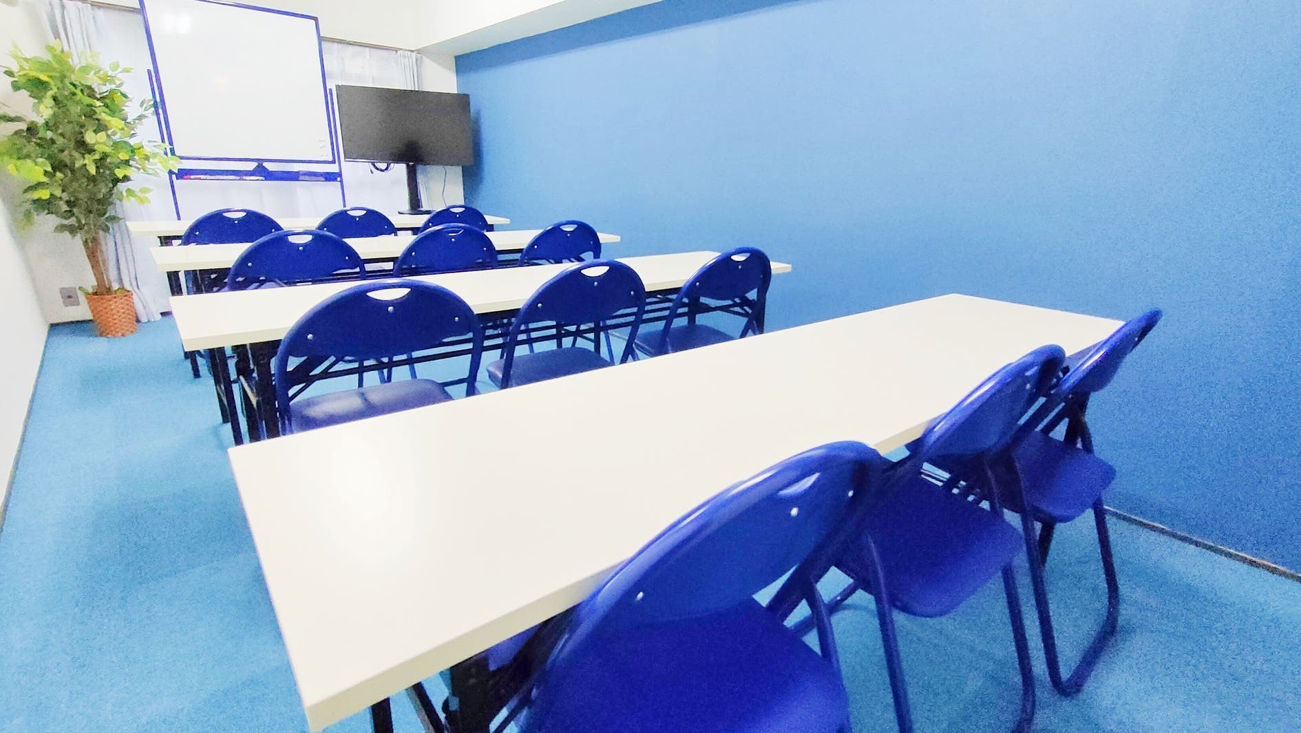 〈トーカン博多3〉新規OPEN！【博多駅5分/最大16名】会議/セミナー/コワーキング/高速Wi-Fi/モニター/ホワイトボードの写真7