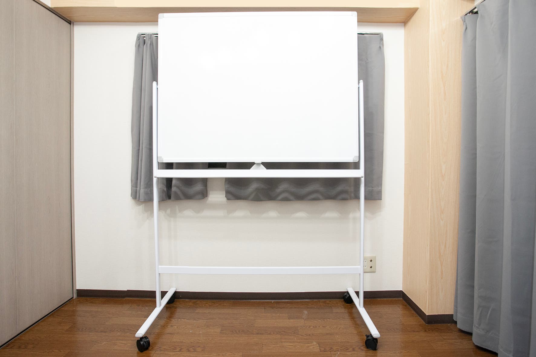 《RIVERLD品川D》品川駅徒歩2分/最大10名/光回線無料Wifi/会議室/テレワーク【静か・明るい・綺麗】の写真5