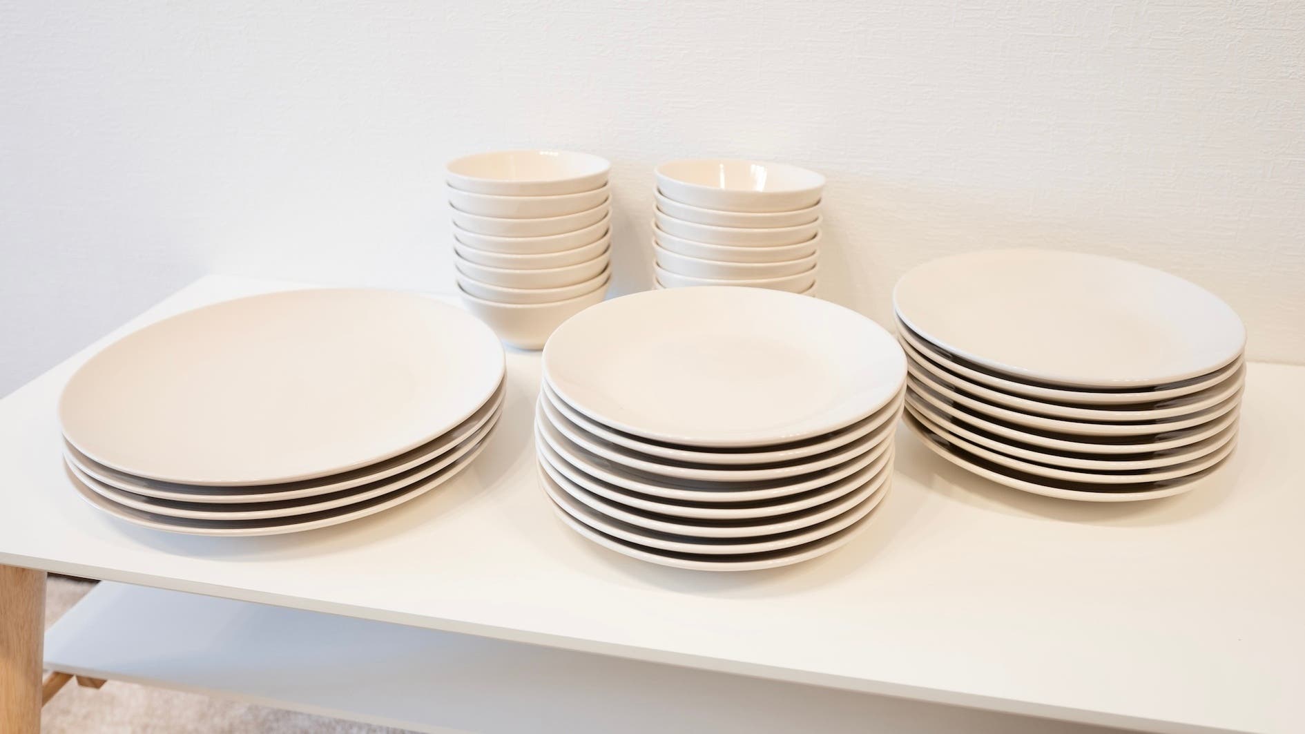 〈EpochSquare日本橋〉日本橋駅3分の超好立地🏢✨最大16名様🎉最大100㌅のプロジェクタ🎥大人気ゲーム🎮ゴミ捨て無料！の写真3