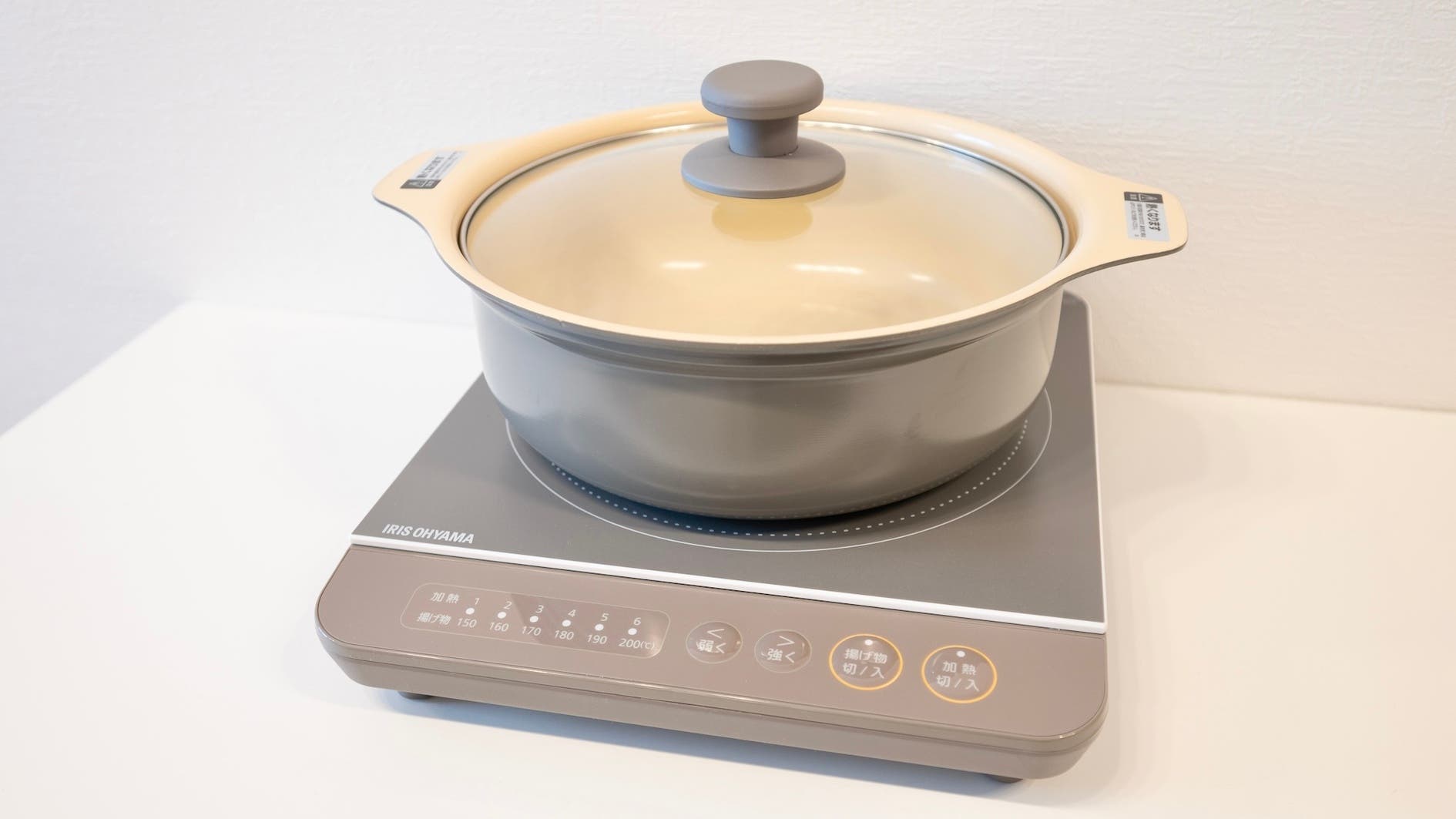 〈EpochSquare日本橋〉日本橋駅3分の超好立地🏢✨最大16名様🎉最大100㌅のプロジェクタ🎥大人気ゲーム🎮ゴミ捨て無料！の写真4