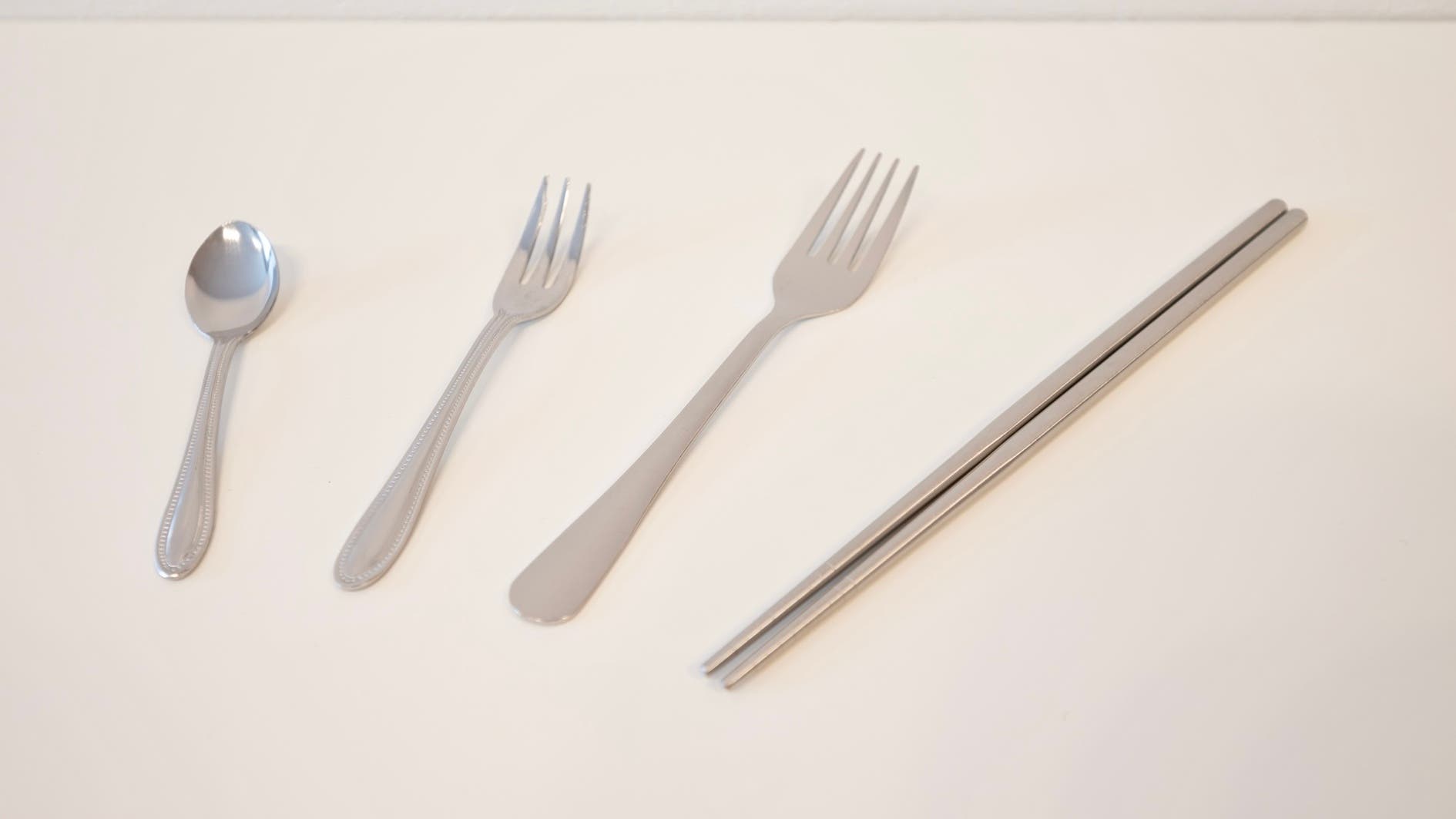 〈EpochSquare日本橋〉日本橋駅3分の超好立地🏢✨最大16名様🎉最大100㌅のプロジェクタ🎥大人気ゲーム🎮ゴミ捨て無料！の写真7