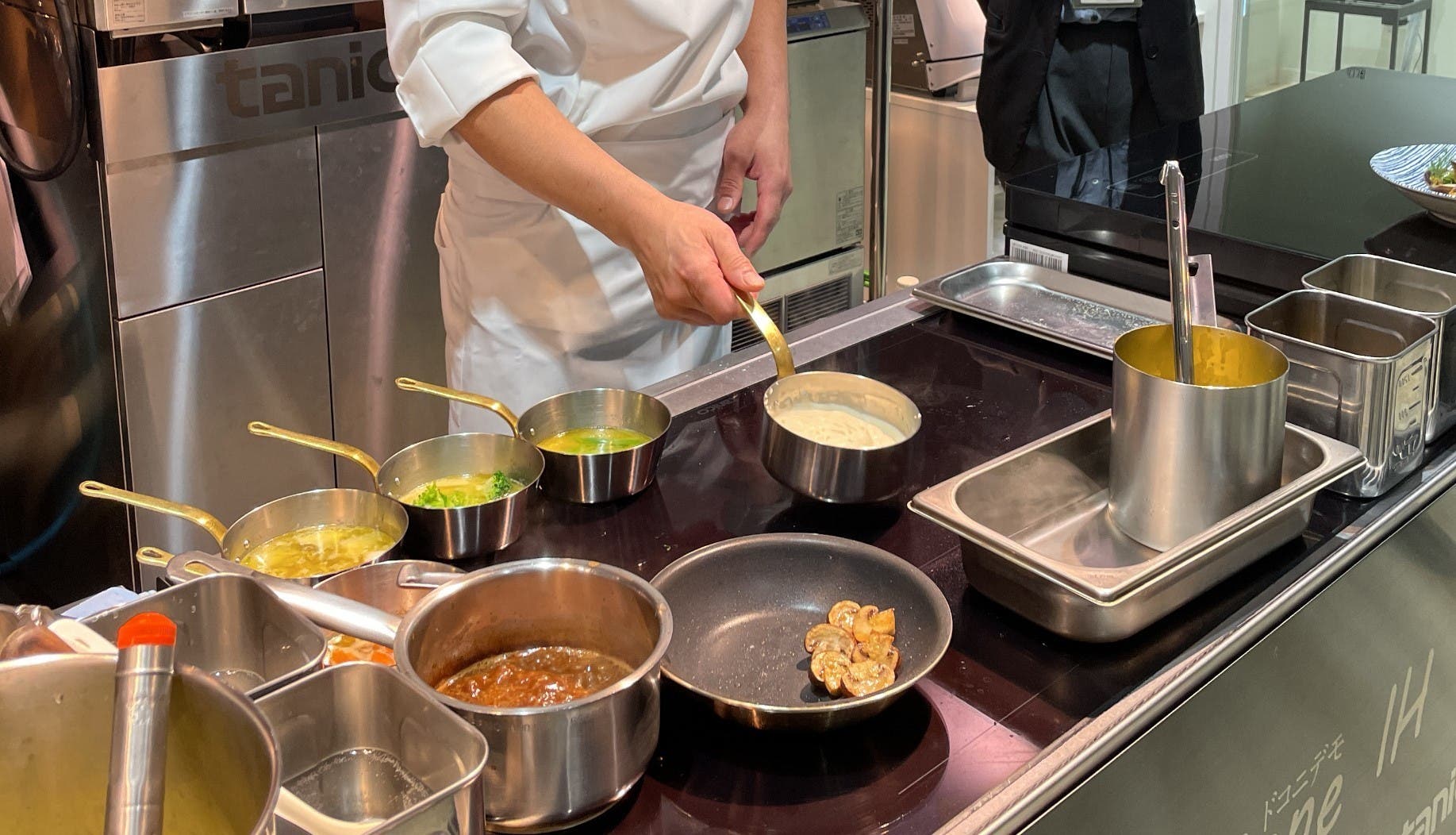 そうざい製造業・菓子製造業の営業許可を取得している業務用厨房レンタルキッチン イベントやキッチンカーの仕込み、試作品作りにの写真5