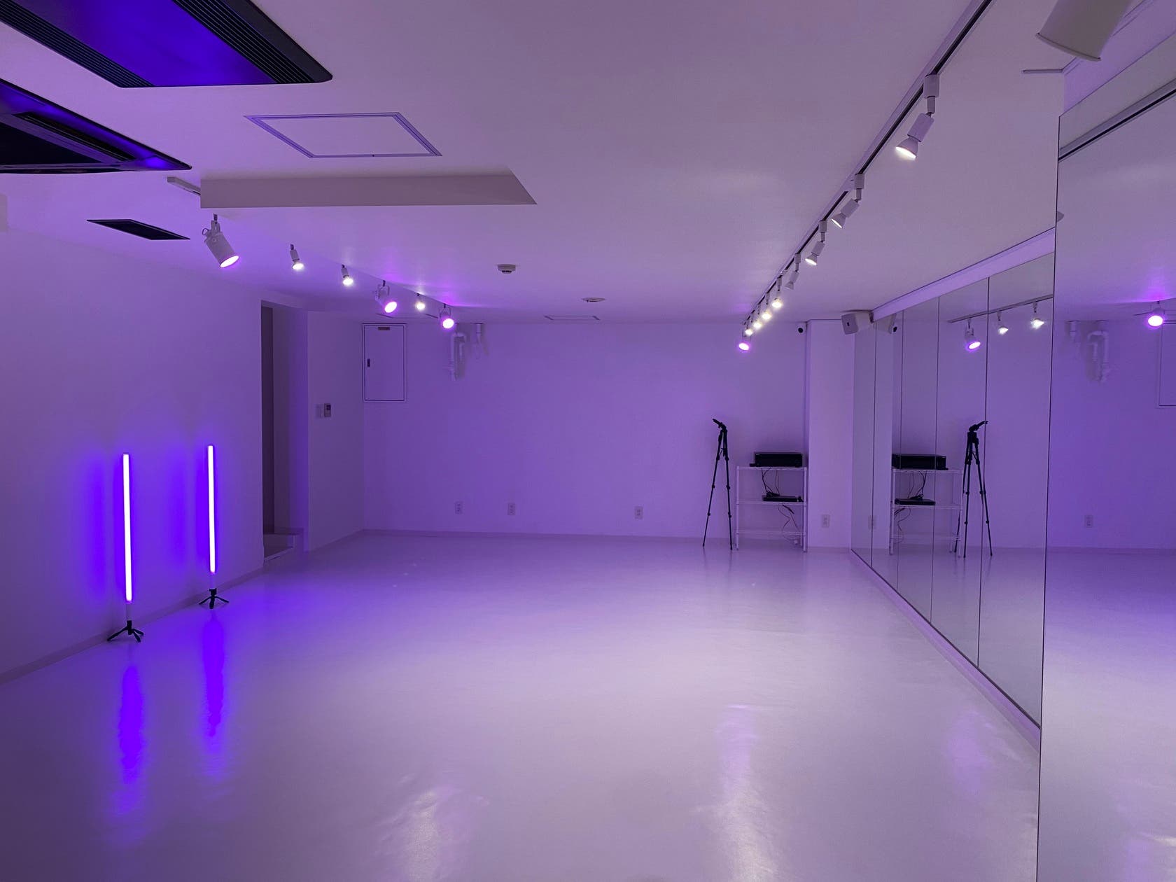 札幌中心部にNEWオープン！ 広々50㎡、メガドンキ隣りでアクセス抜群！！綺麗でオシャレな映えるスタジオ☆の写真8