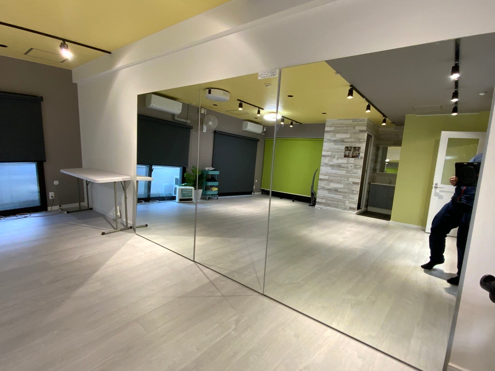 【ダンスミラーあり】204床暖土禁人気のスペースの写真17