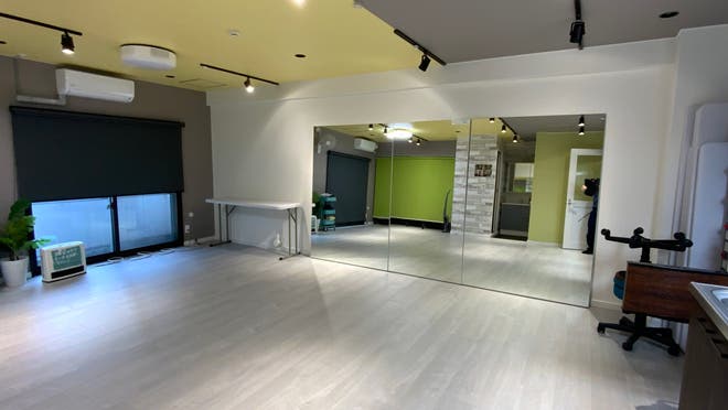 【ダンスミラーあり】204床暖土禁人気のスペースの写真18