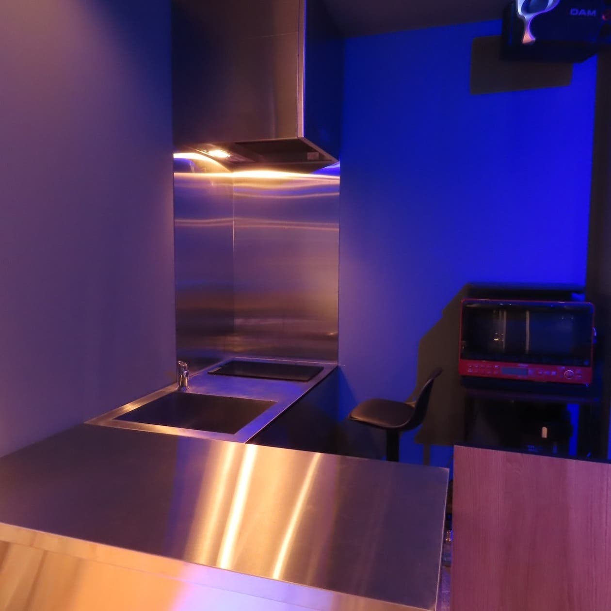 赤坂のオシャレなパーティースペース！モニター・カラオケ・ダーツあり、イベントや懇親会に最適！の写真7