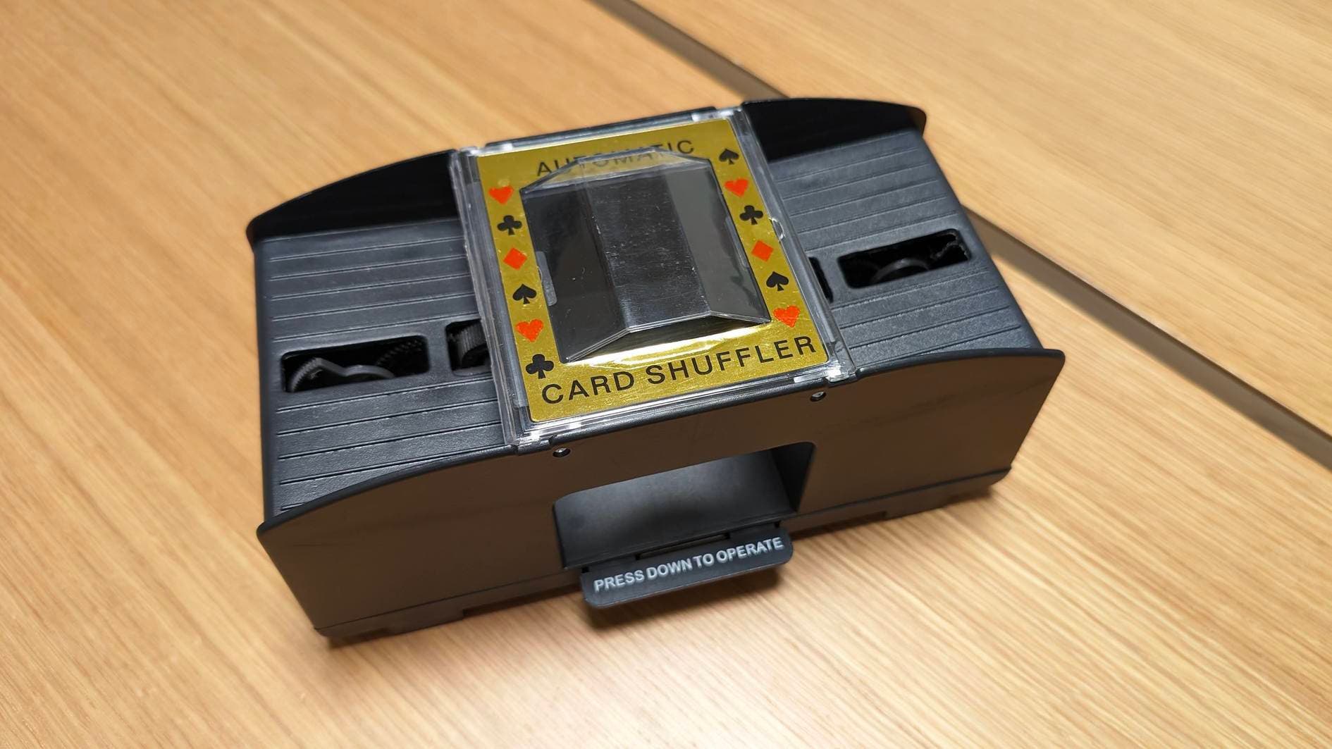 カードシャッフラーの画像1