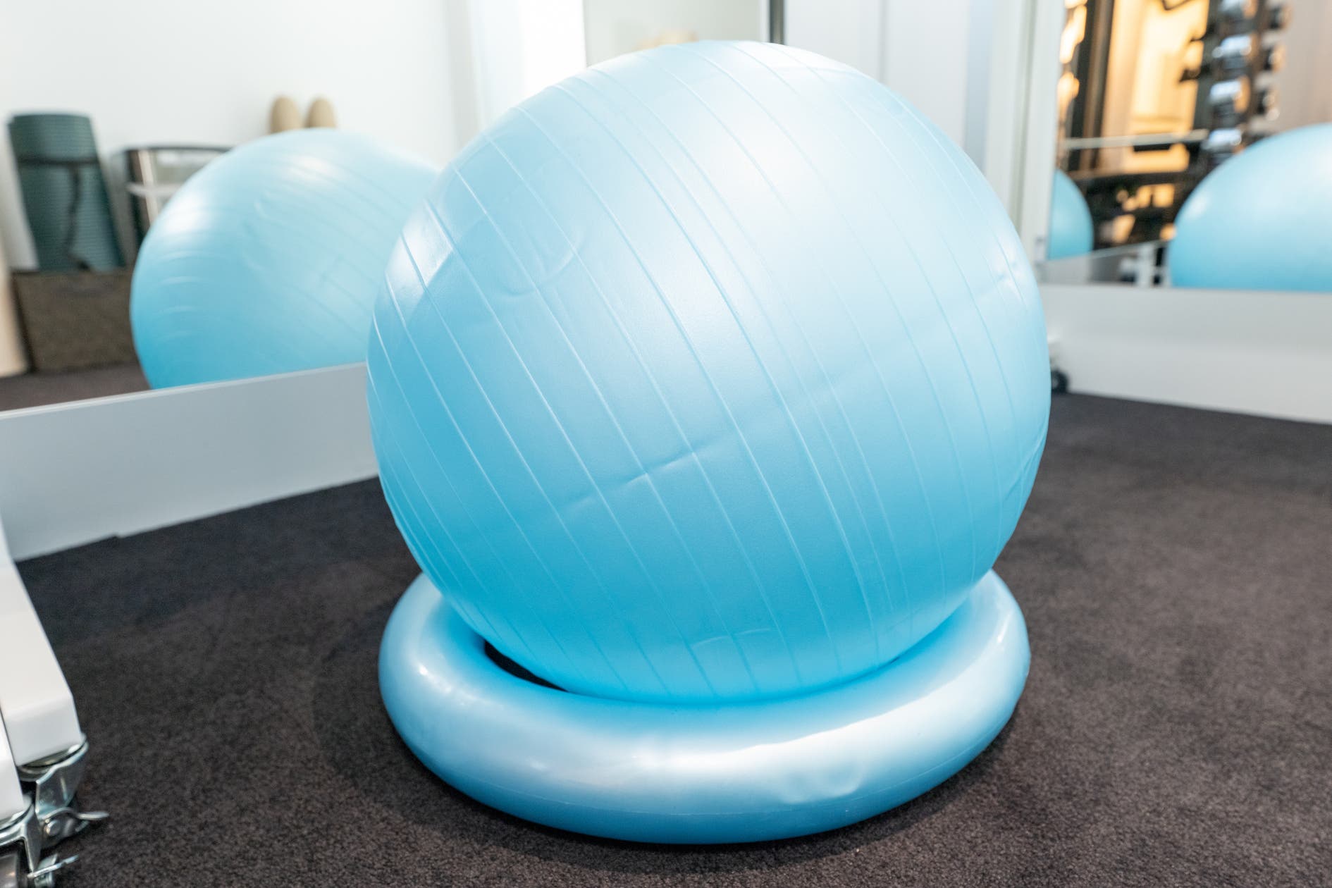 【築地駅30秒/新富町駅2分】1日1回スタッフ完全清掃のハイクオリティレンタルジムの写真13