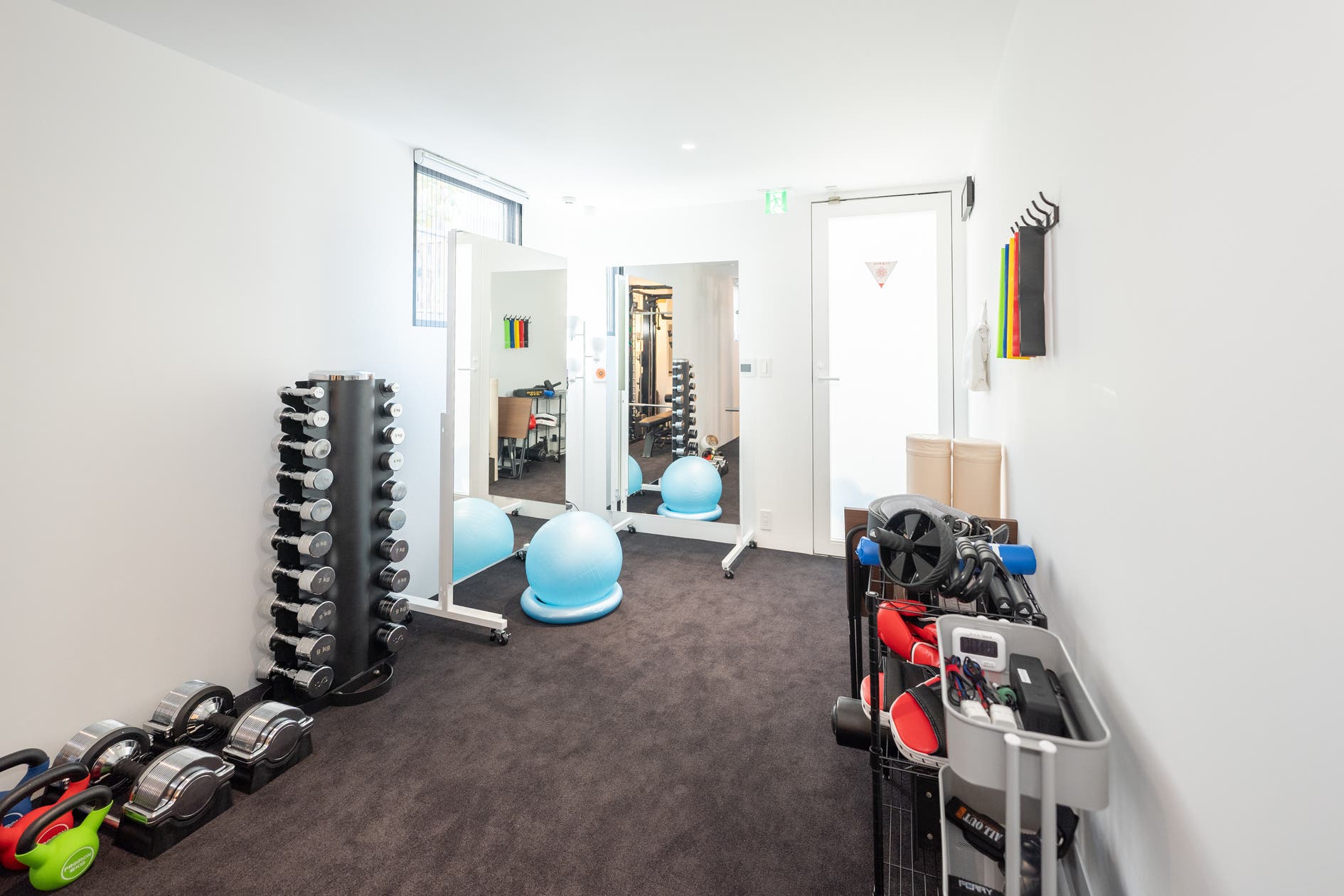 【築地駅30秒/新富町駅2分】1日1回スタッフ完全清掃のハイクオリティレンタルジムの写真26