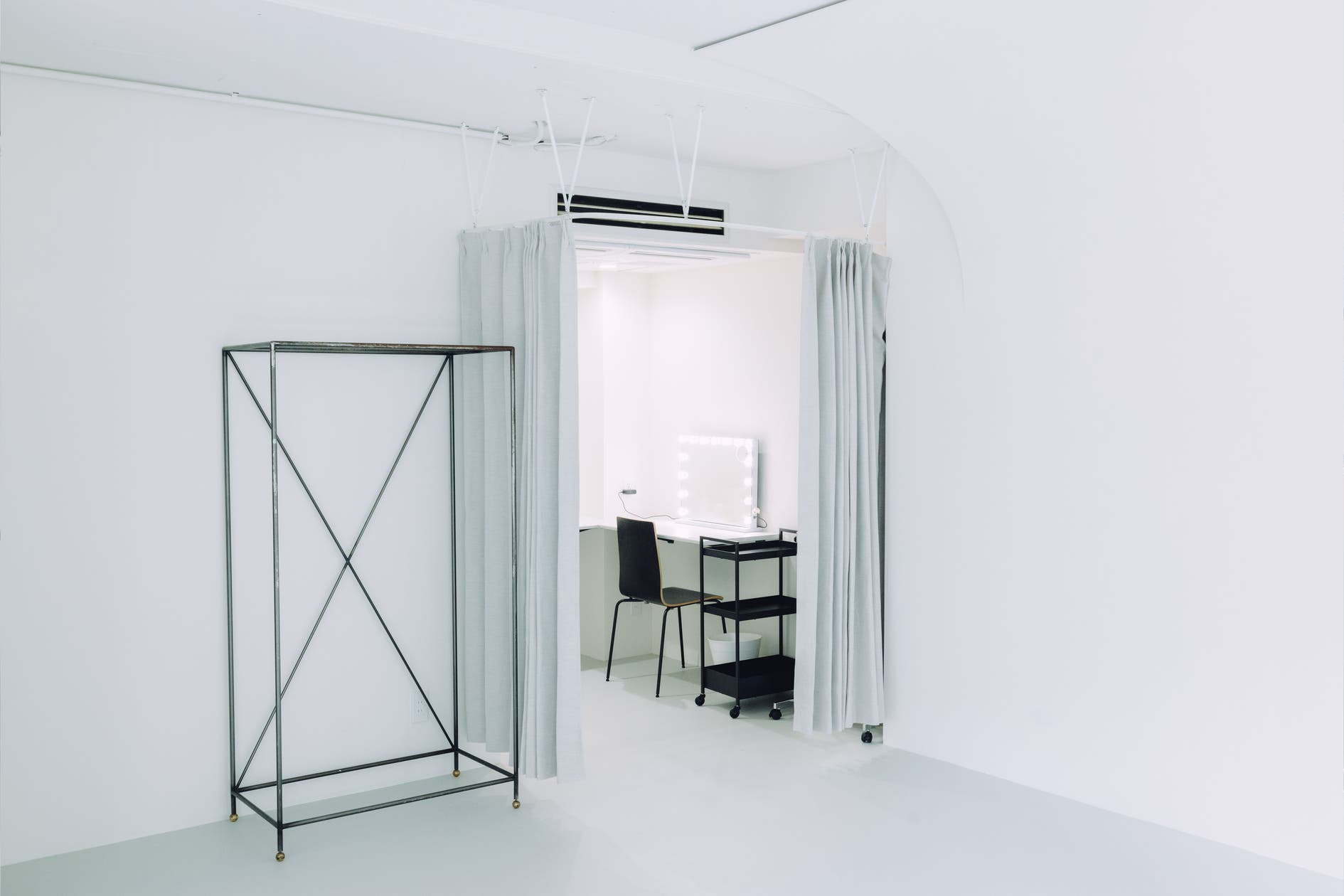 駒場東大前駅から徒歩6分の自然光の入る撮影スタジオ、展示やポップアップにも。の写真4