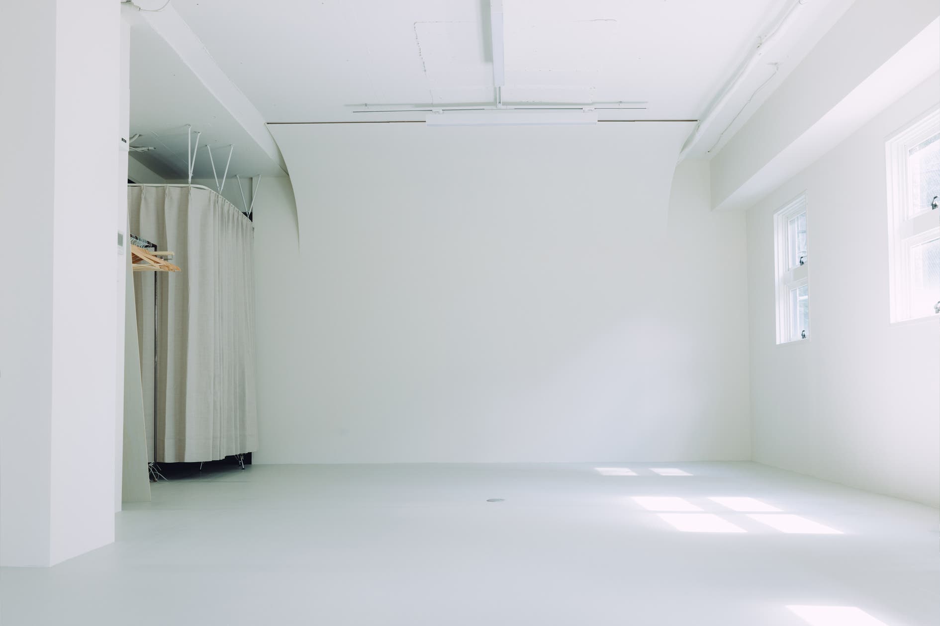 駒場東大前駅から徒歩6分の自然光の入る撮影スタジオ、展示やポップアップにも。の写真5