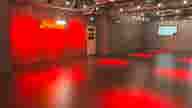 「Aスタジオ」綱島駅東口から徒歩2分の好立地!舞台並みの照明設備を完備した、オシャレで広い!撮影やリハーサルに最適なスタジオの写真2