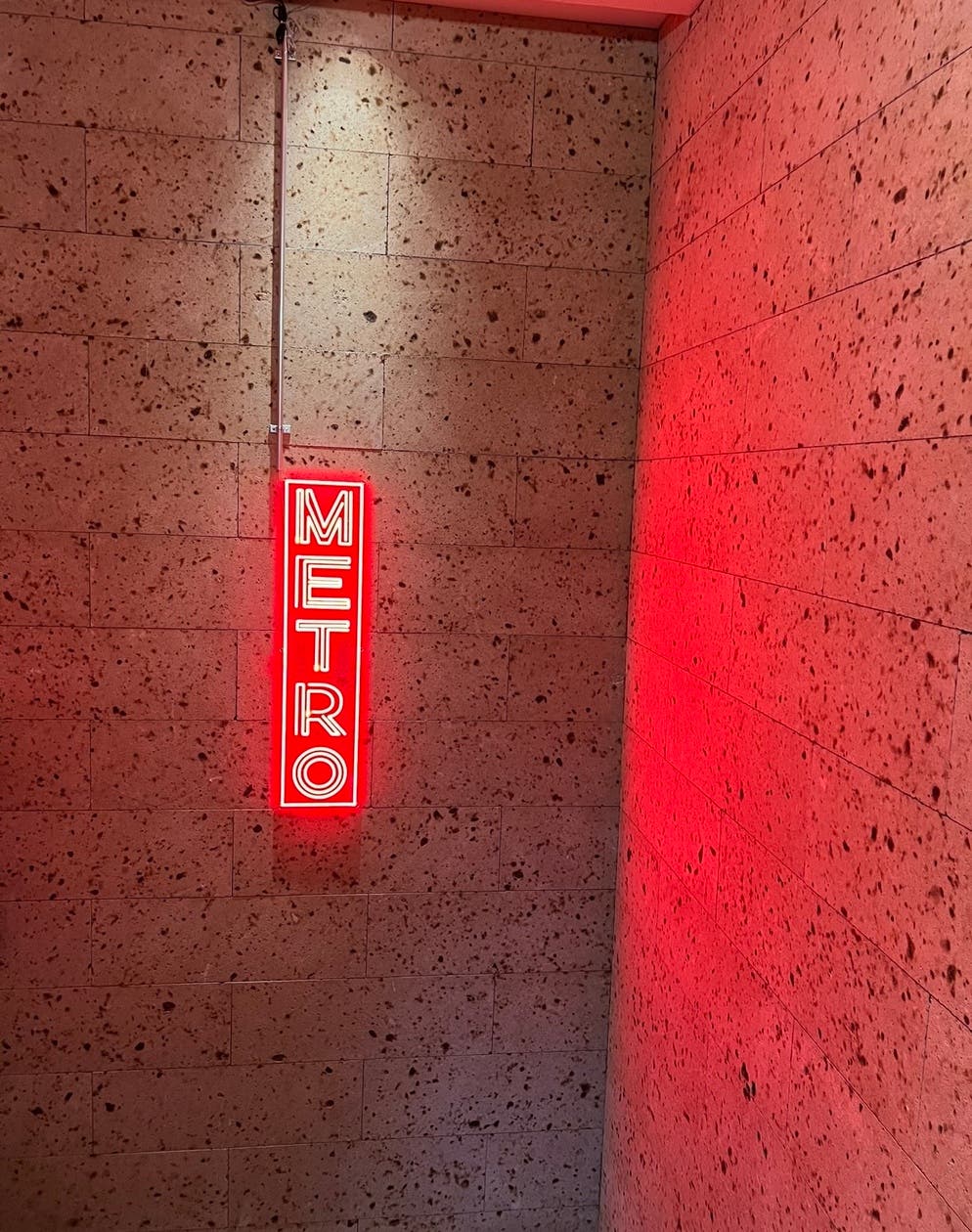 「Aスタジオ」綱島駅東口から徒歩2分の好立地！舞台並みの照明設備を完備した、オシャレで広い！撮影やリハーサルに最適なスタジオの写真10