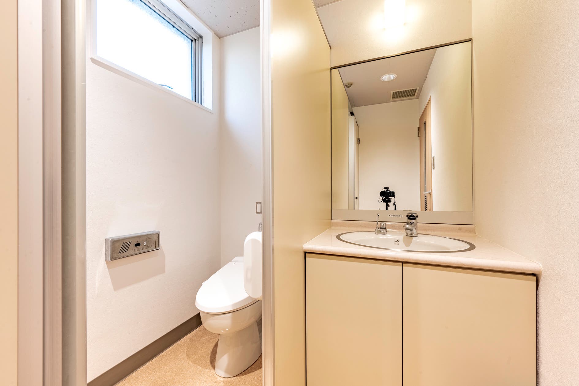 スペモ🏰会議💻ワークショップ📖モニター完備✨勉強会👨‍🏫テレワーク💻作業部屋✍️501_SpemoWork池袋1st（9階）の写真24