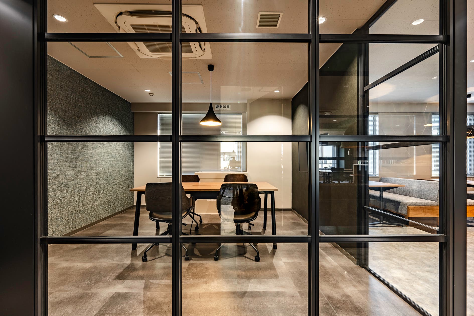 スペモ🏰会議💻ワークショップ📖モニター完備✨勉強会👨‍🏫テレワーク💻作業部屋✍️502_SpemoWork池袋2nd（9階）の写真7