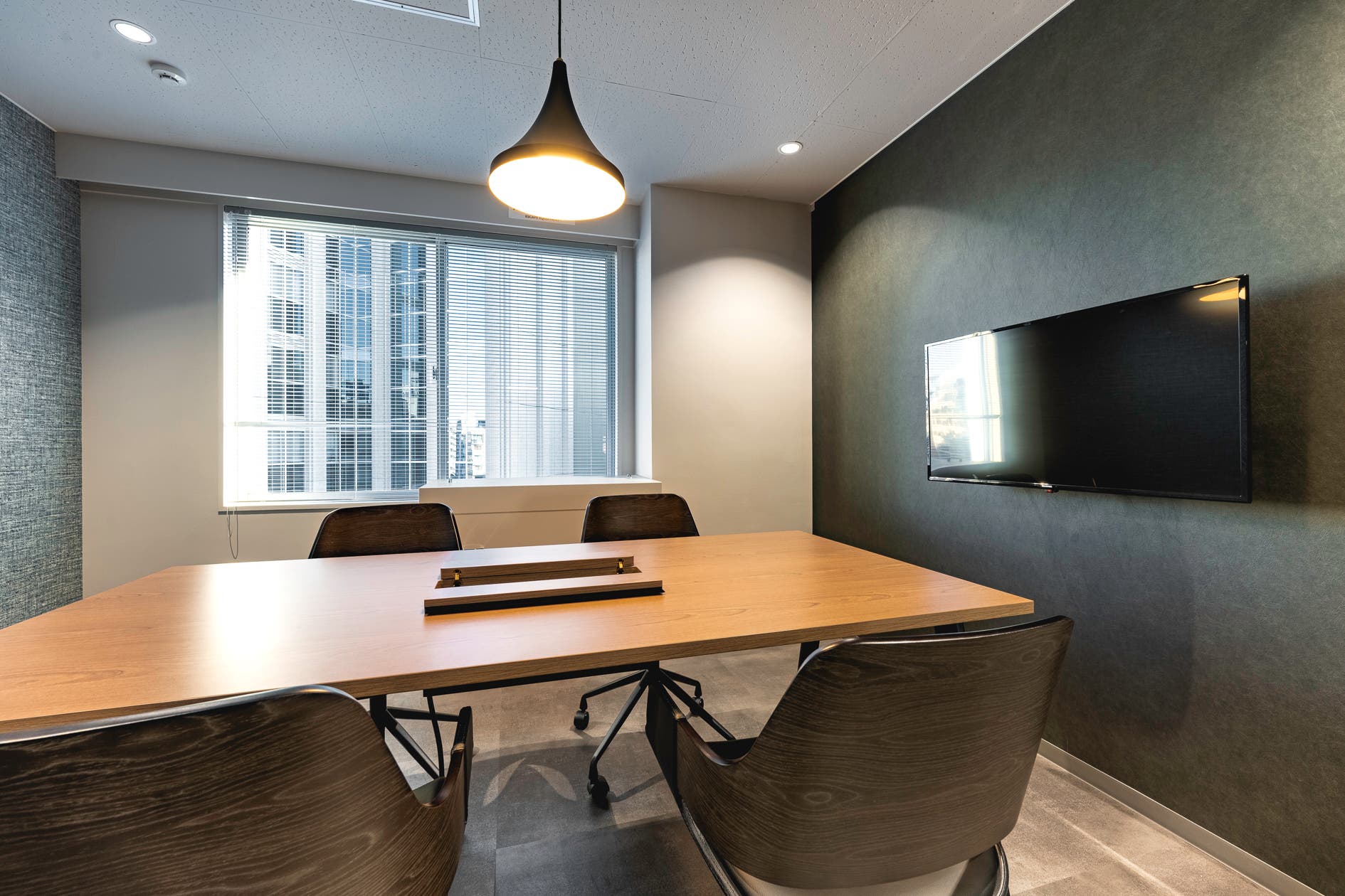 スペモ🏰会議💻ワークショップ📖モニター完備✨勉強会👨‍🏫テレワーク💻作業部屋✍️502_SpemoWork池袋2nd（9階）の写真12