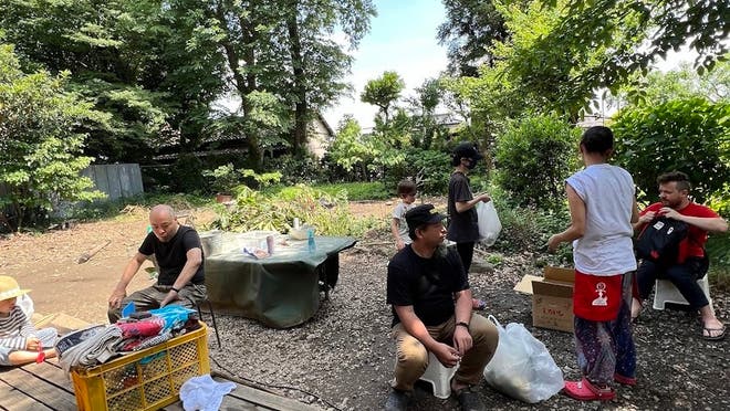 プライベートに使えるログハウスと庭の写真15