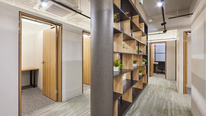 【高田馬場駅徒歩3分】1人用ワークスペース🌼Wi-Fi・吸音仕切 完備🌼✨Web会議/テレワーク/ウェビナー✨ の写真7