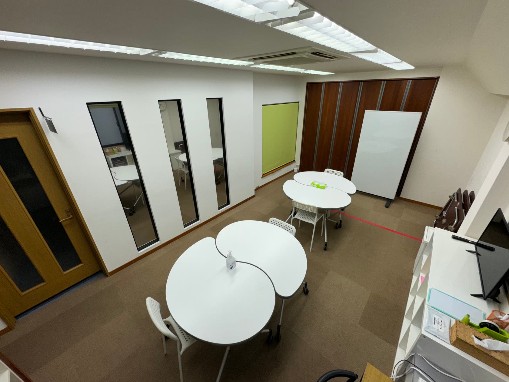【目白スタディルームD】JR目白駅からすぐ！会議室/テレワーク/教室の写真1